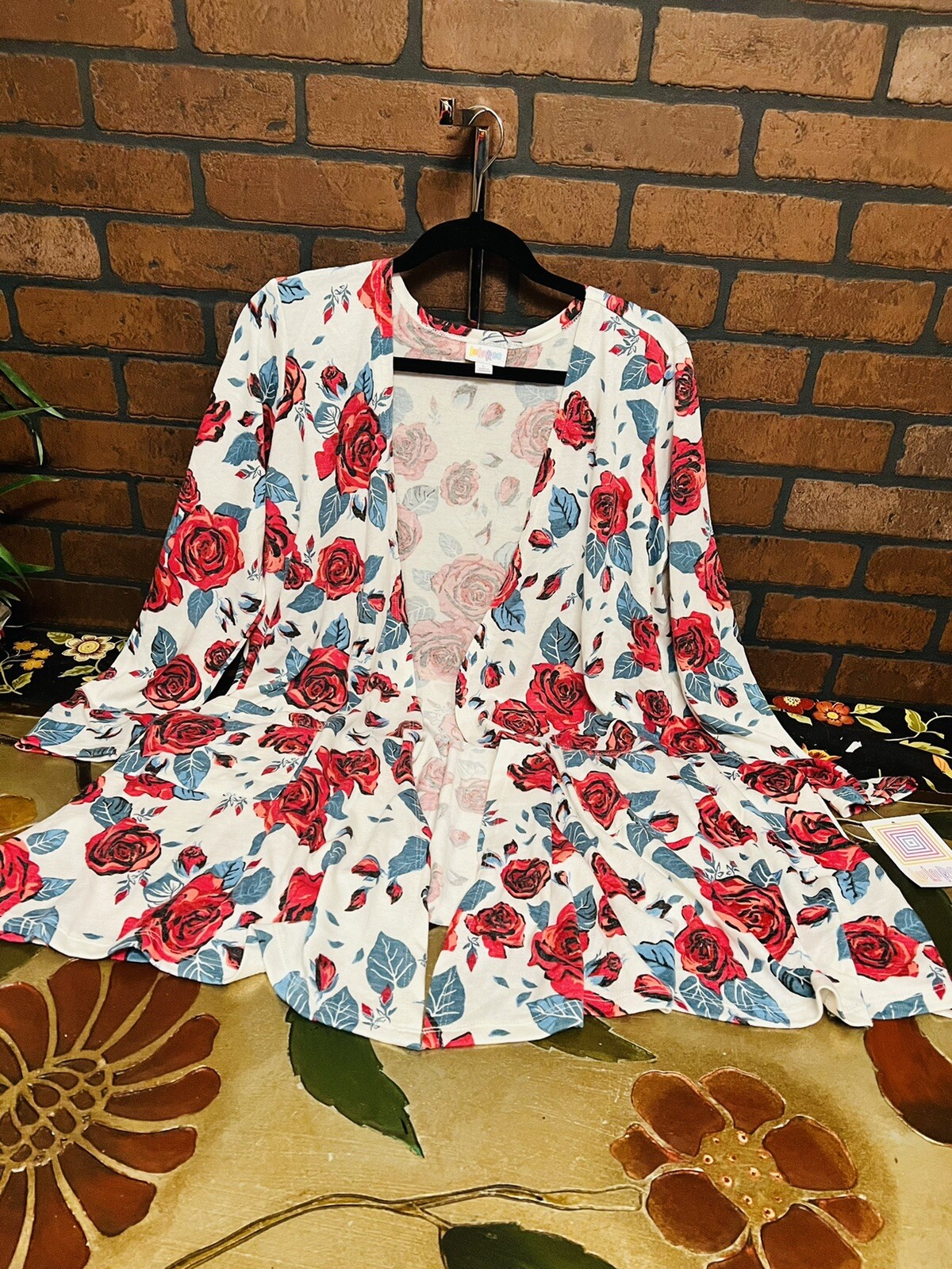 Lularoe Caroline Floral White with Red Roses Size Large - New With Tags ...