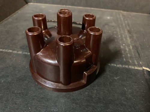 BOSCH DISTRIBUTOR CAP GB501 6cyl HOLDEN EH-HK / FALCON XT-XW NOS Brown ...