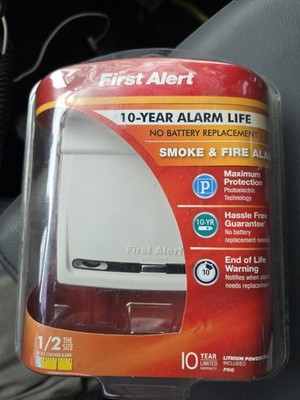 NEW! NIB First Alert P910 Smoke & Fire Alarm - 10 Year Life - Package ...