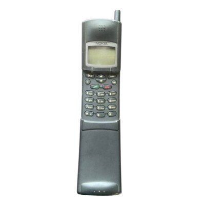 Vintage Nokia 8146 / 8110 Matrix phone w/slide down front. Banana phone ...