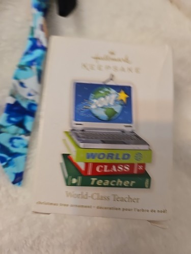 Hallmark Ornament 2011 World Class Teacher | eBay