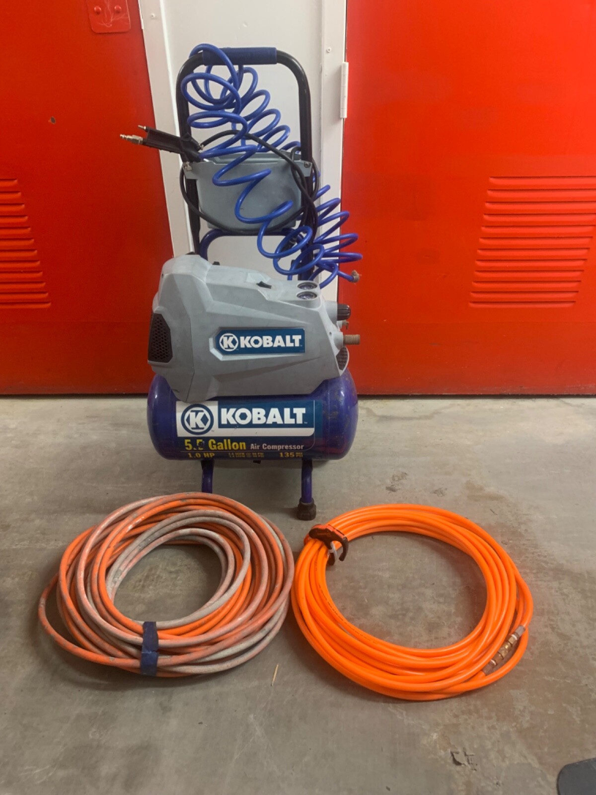 Kobalt 5.5 gallon air compressor with 2 hoses and adaptors | eBay
