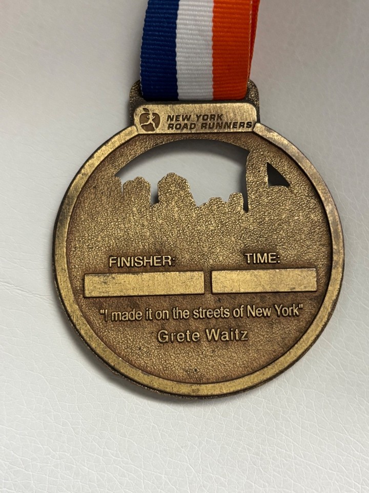 2006 NYC New York City MARATHON MEDAL Abbott World Marathon Majors | eBay