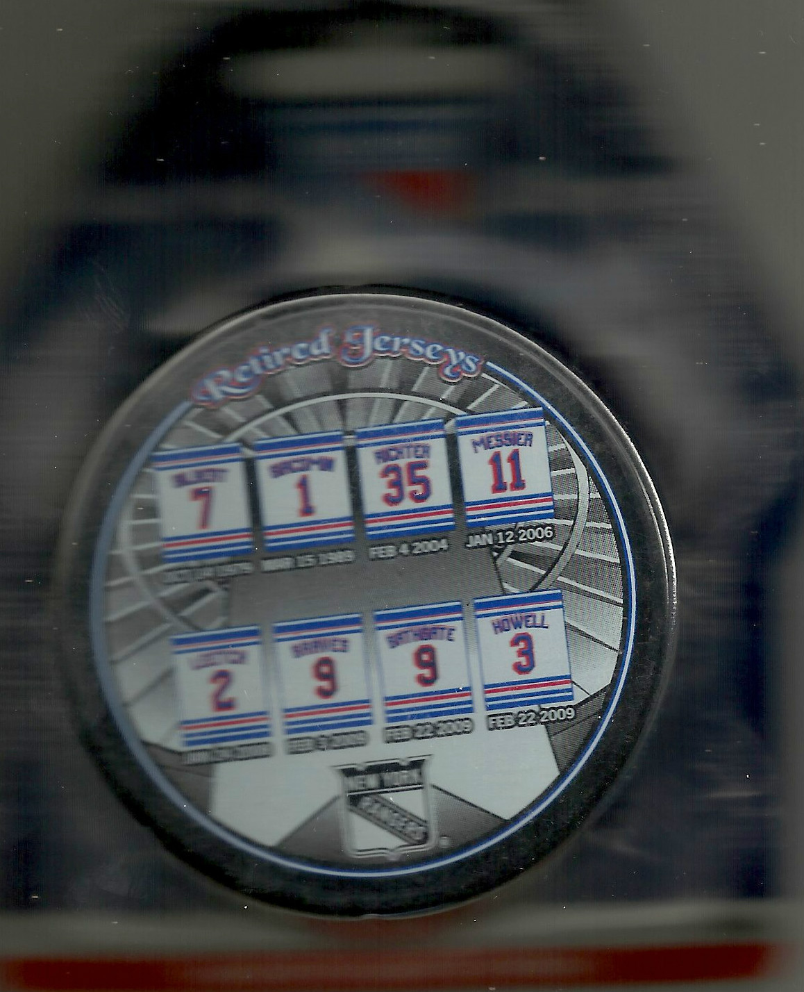 NEW YORK RANGERS RETIRED NUMBERS BANNER PUCK GILBERT GIACOMIN LEETCH ...