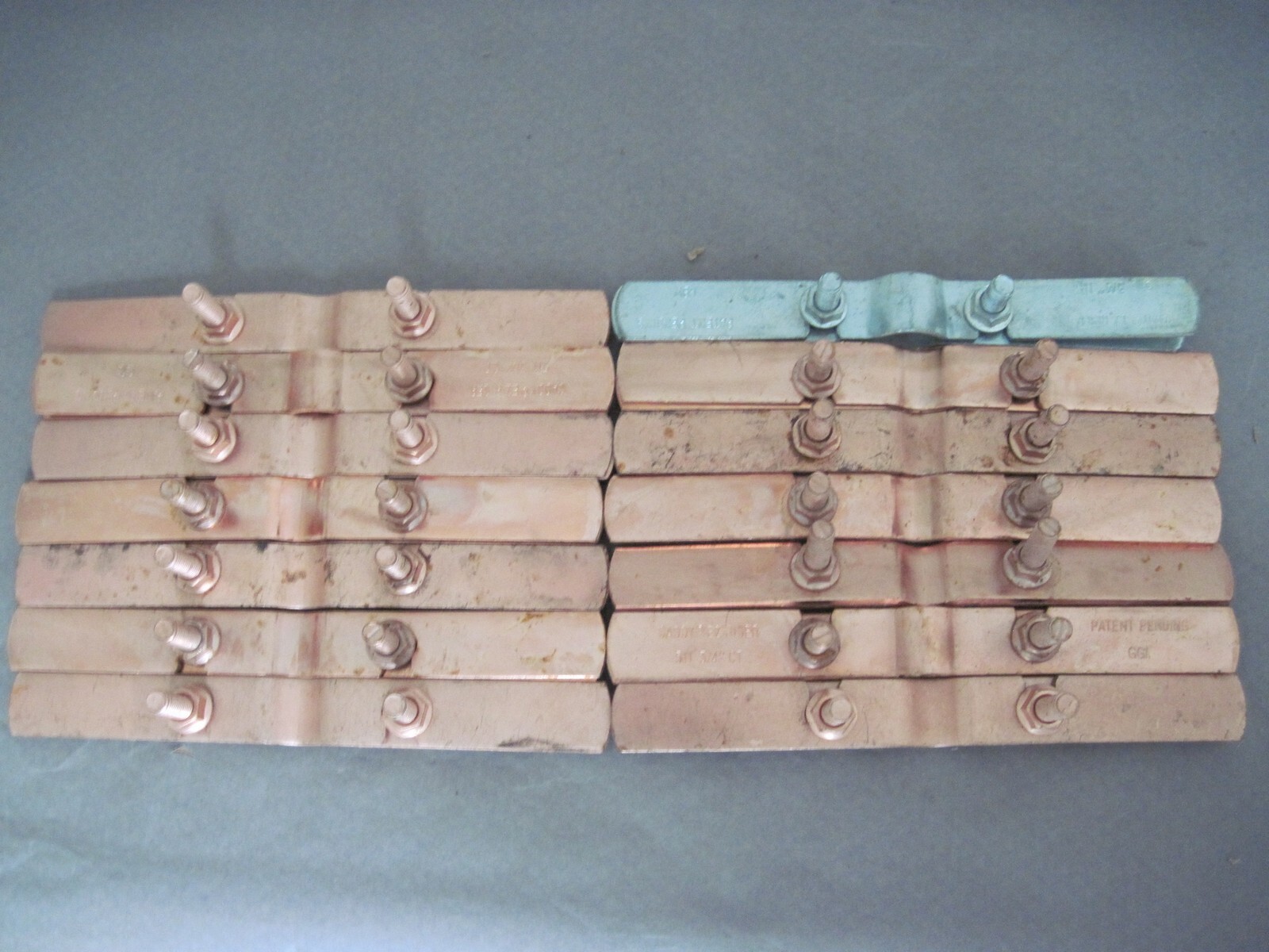 (Qty 14) 511 nVent Caddy EZ Riser for Copper Tube, 3/4" Pipe, 7/8" OD ...