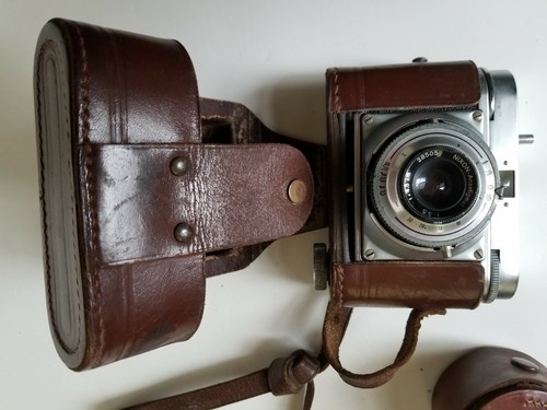 Ideal Color 35 vintage 35mm camera with case and hood. Collect item | eBay