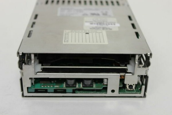 Sony DDS SDT-5000 - Tape drive DAT ( 4 GB / 8 ) DDS-2 SCSI internal ...