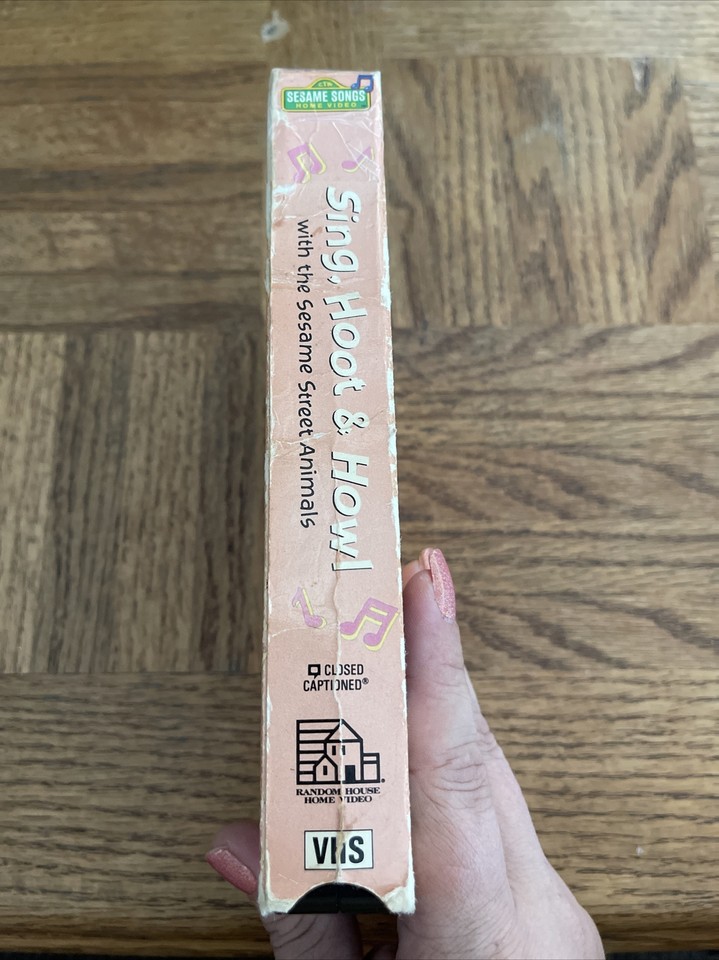 Sesame Street Sing Hoot And Howl VHS | eBay