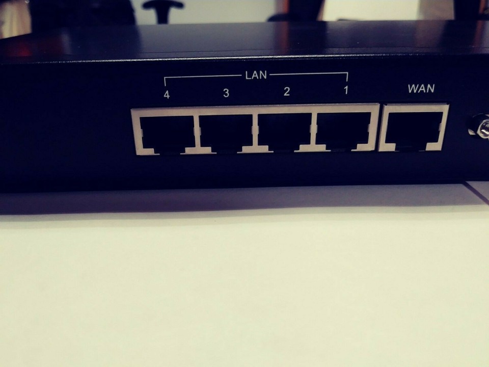 Edgewater Networks EdgeMarc 4200 | eBay