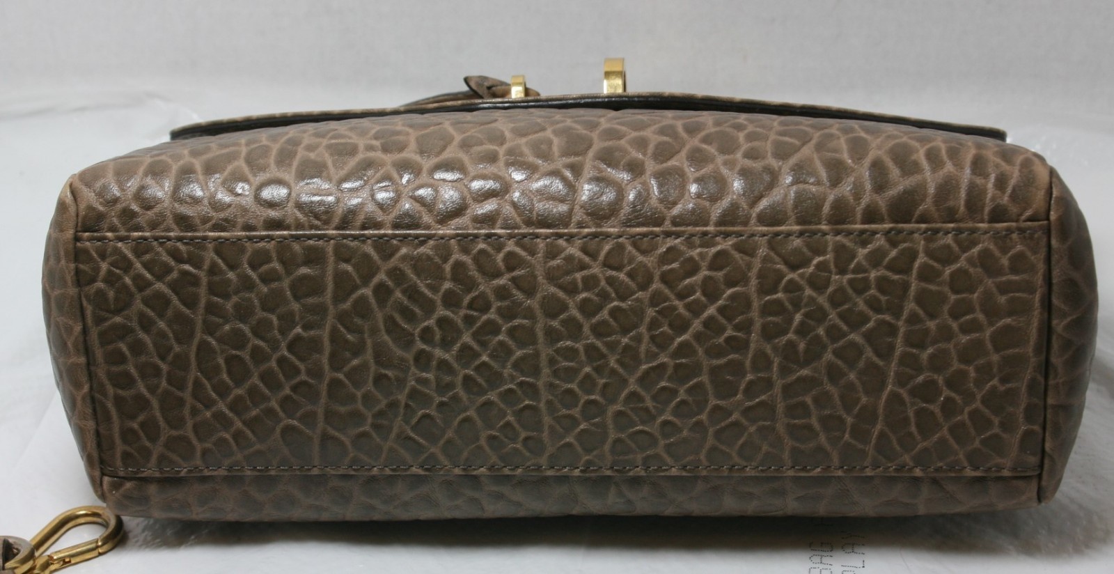 MARC JACOBS GARBO GENE HANDBAG TEXTURED CRACKED PEBBLED TAUPE LEATHER ...