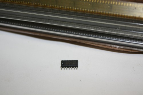 HCF40106 Hex Schmitt Trigger SO14 - 5Pcs(B3) | eBay