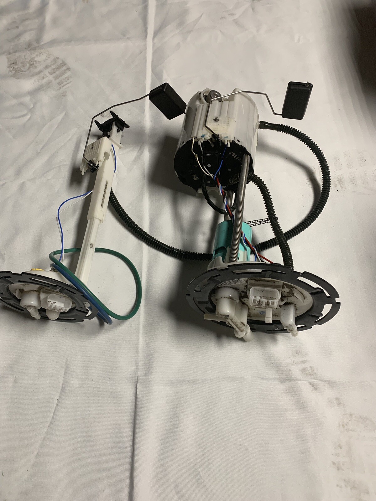 2010-2017 Chevrolet Equinox Fuel Pump Assembly 13506690 OEM And ...