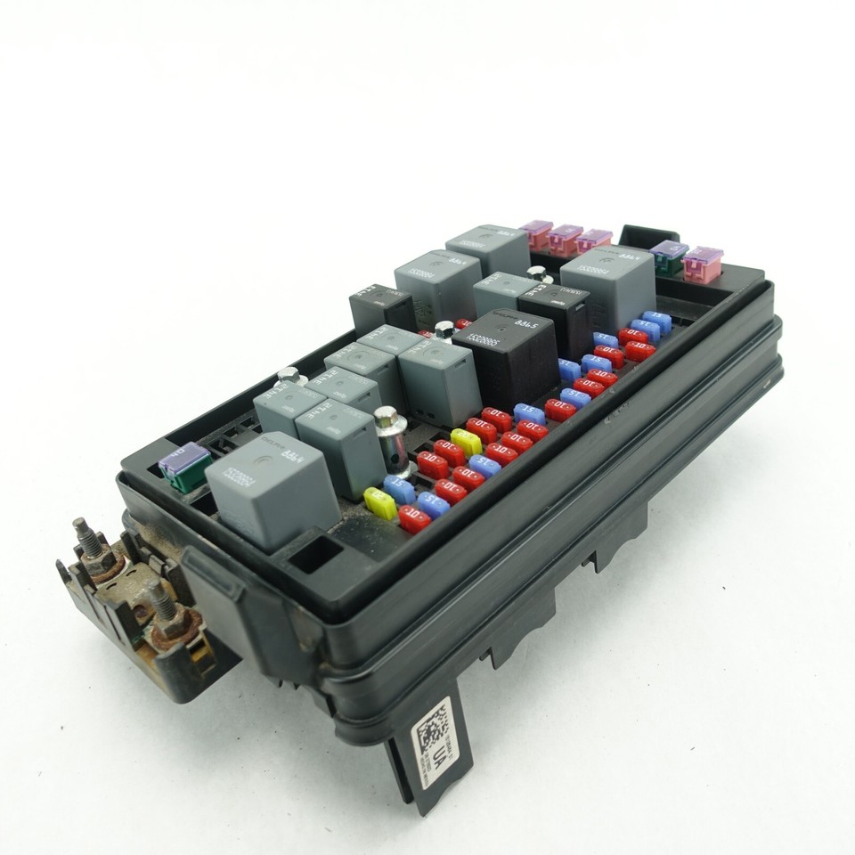 2004 2005 2006 Colorado Canyon Engine Fuse Junction Box | eBay