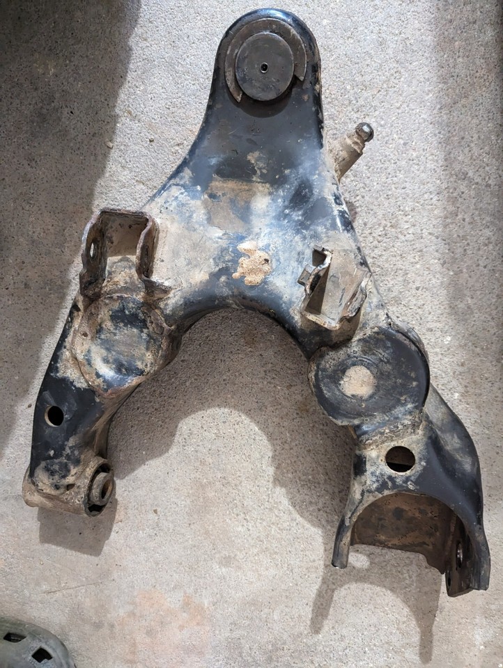 Genuine Toyota 4862060010 Right side lower control arm | eBay