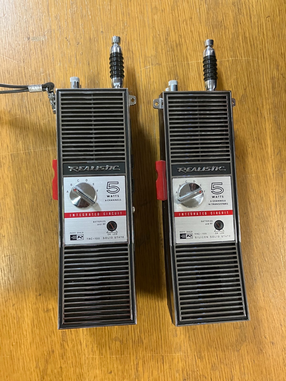 Vintage Radio Shack TRC -100 Realistic Walkie Talkie Set (2) | eBay
