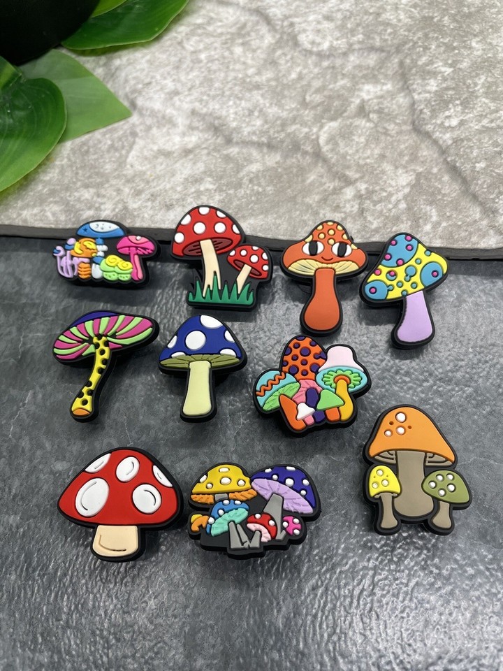 10 PC 1” Cartoon Mushroom Shoe Decoration Charms-Clogs Jigs Bubble ...