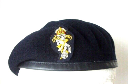 REME WO1 ASM -RSM / OFFICER SMALL CROWN BERET & KINGS CROWN CAP BADGE ...