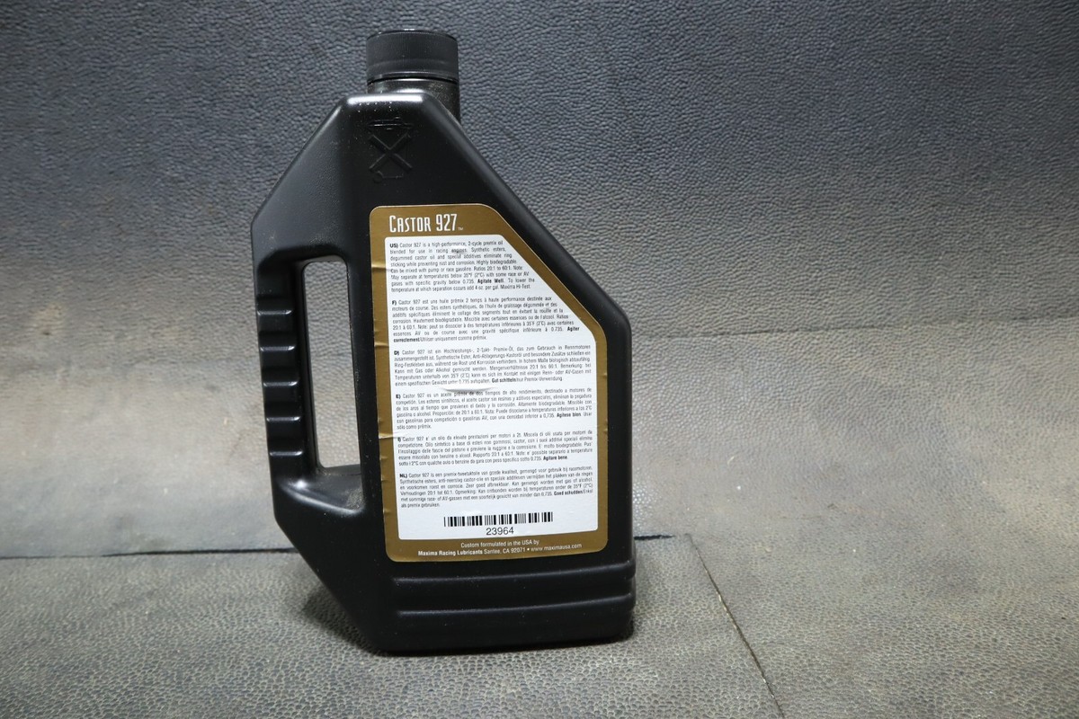 Two Stroke Oil 64 Oz 2T Engine Oil High Performance Maxima Castor 927 2 ...
