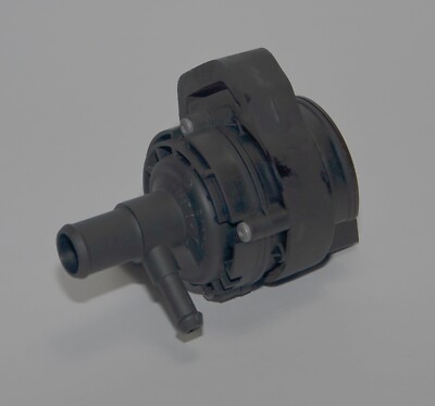 Mercedes S204 W204 C320 CDI Additional Water Pump A2118350028 ...