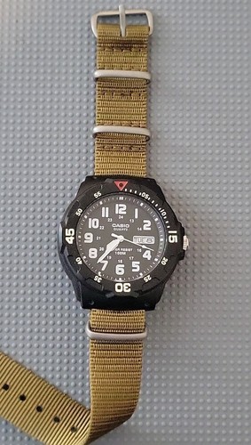 Men's Casio MRW-200H Day Date Field Watch. New Battery & Maratac Band ...