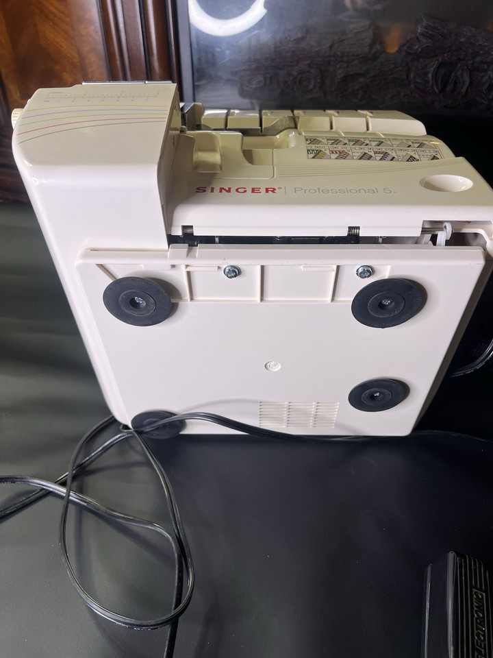 SINGER PROFESSIONAL 5 SEWING MACHINE 14T968DC (WORKING) | eBay