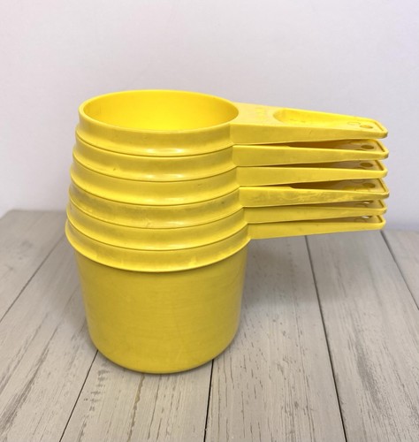 Vintage Tupperware Measuring Cups Set Of 6 Yellow Stacking 1/4 - 1 Cup ...