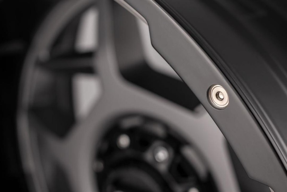 Grid Wheels 20x9 -12 8x170 125.50 GD14 Matte Anthracite w/ Black Lip ...