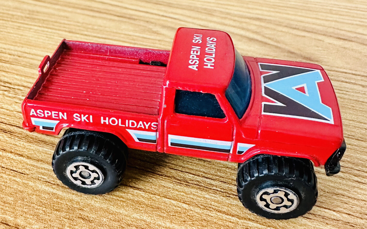 Matchbox Mini Pick Up – Aspen Ski Holidays - 1981 Colorado 4x4 Truck | eBay