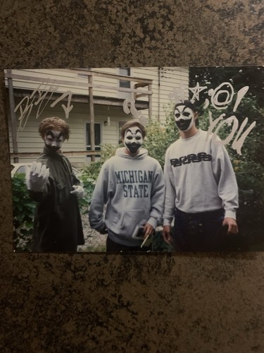 ICP Violent J 1995 Autographed Riddle Box Jokers Card Sticker ...