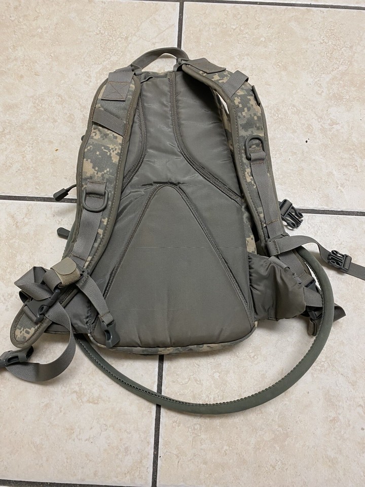 CamelBak Maximum Gear Military Hydration Tactical BackPack - Camo | eBay