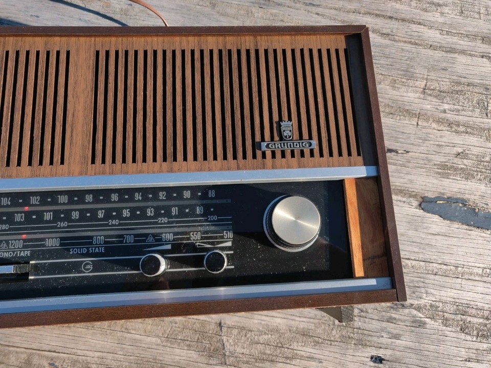 Vintage Grundig RF 121U Solid State AM FM Radio Phono Austria Sold As ...
