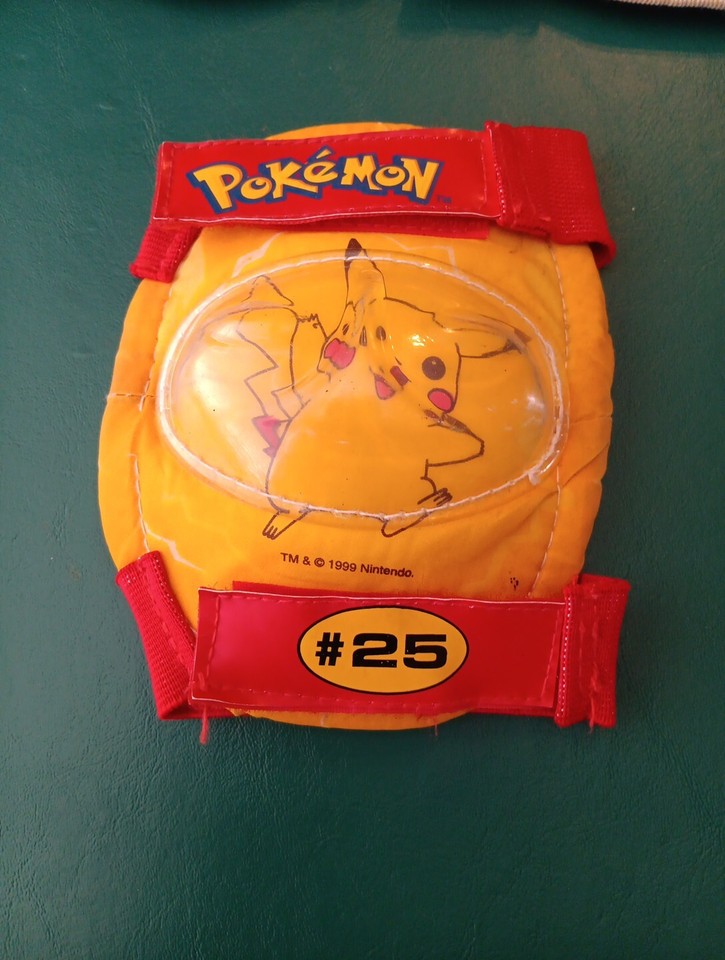 1999 NINTENDO POKEMON KNEE PADS & ON ELBOW PAD VINTAGE PIKACHU #25 ...