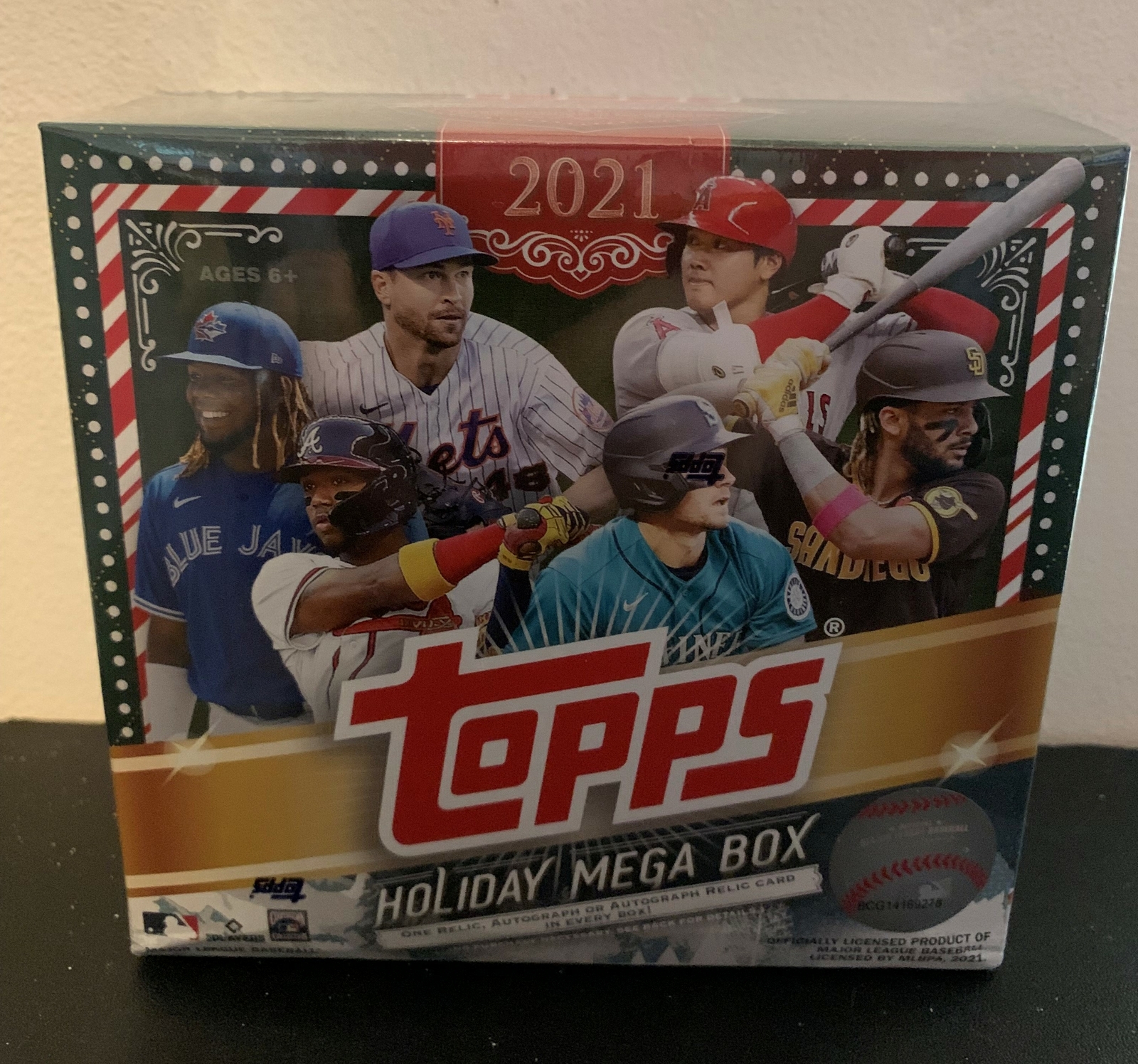 2021 TOPPS BASEBALL HOLIDAY MEGA BOX 100 CARDS - 1 AUTOGRAPH or RELIC ...