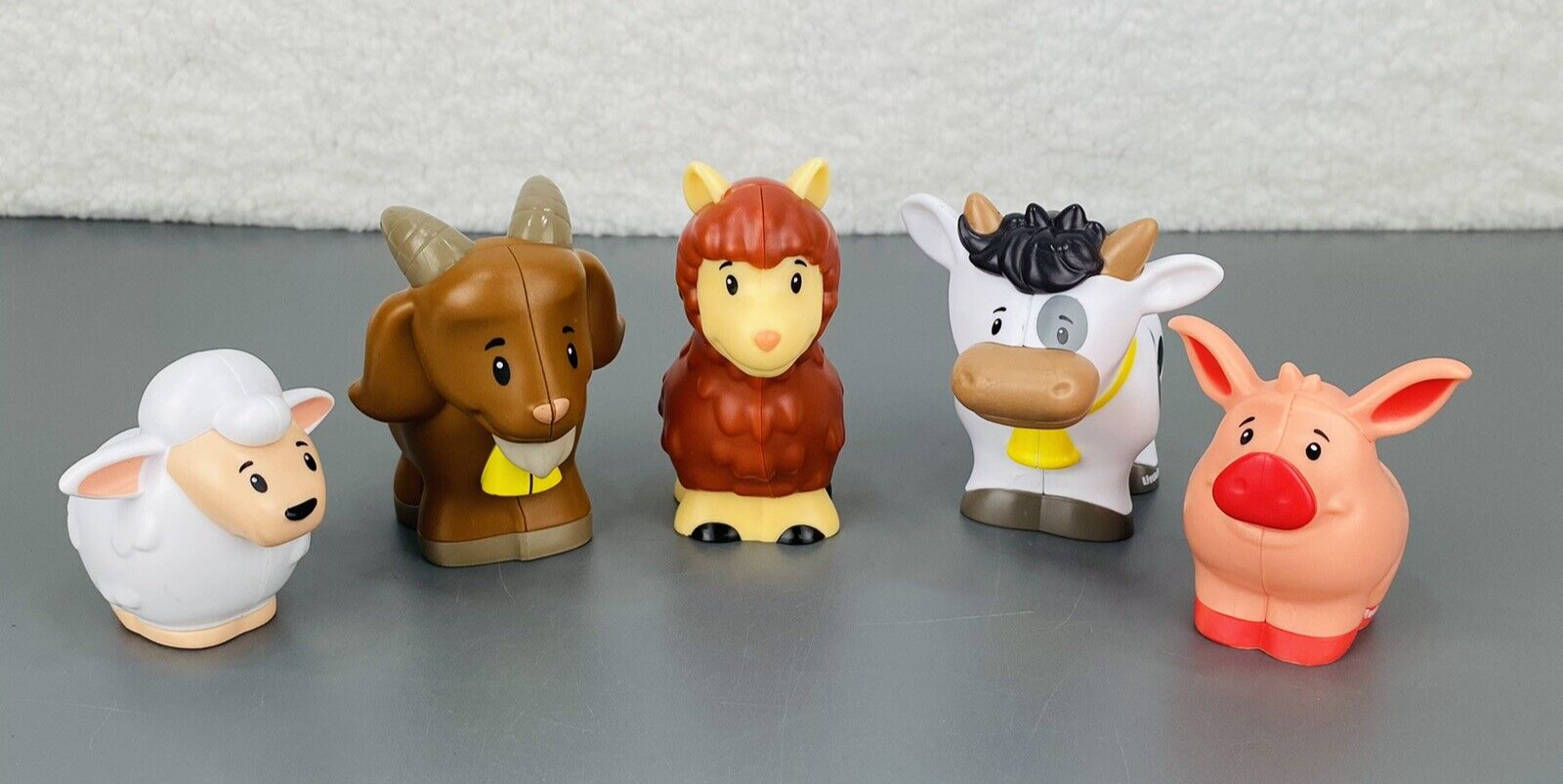 Fisher-Price Little People Farm Animal Friends 5 Piece Set 2018 Pig ...