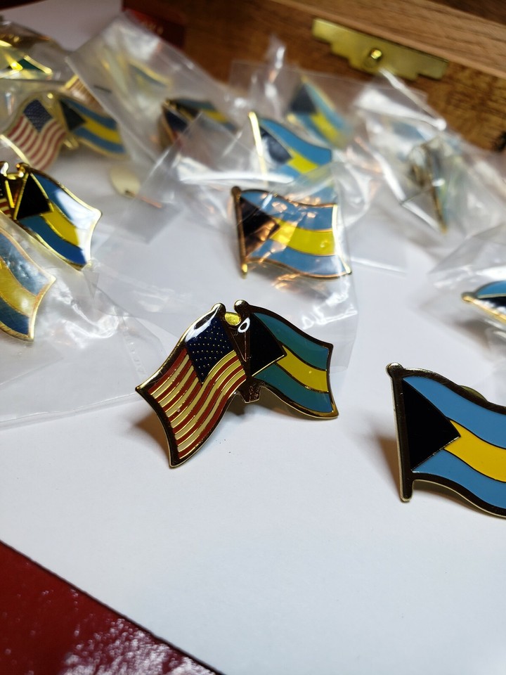11 Bahamas USA FLAG Ambassador 12 National Friendship PINs Collectible ...