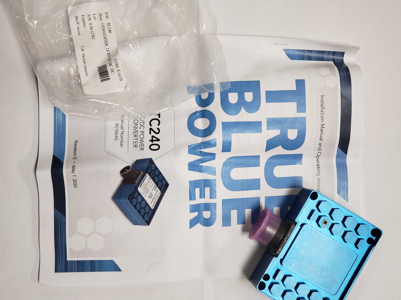 Mid-Continent True Blue Power TC240 28V TO 14VDC Converter Avionics ...