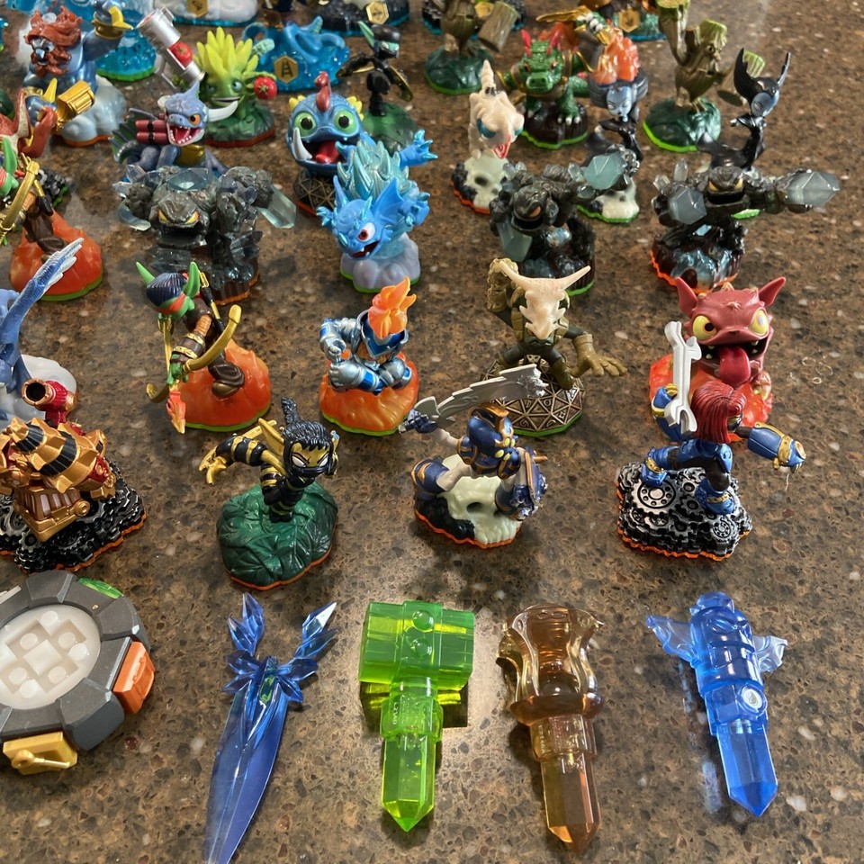 Lot of 84 Activision Skylanders Swapforce Trap Team Giants Spyro Action ...