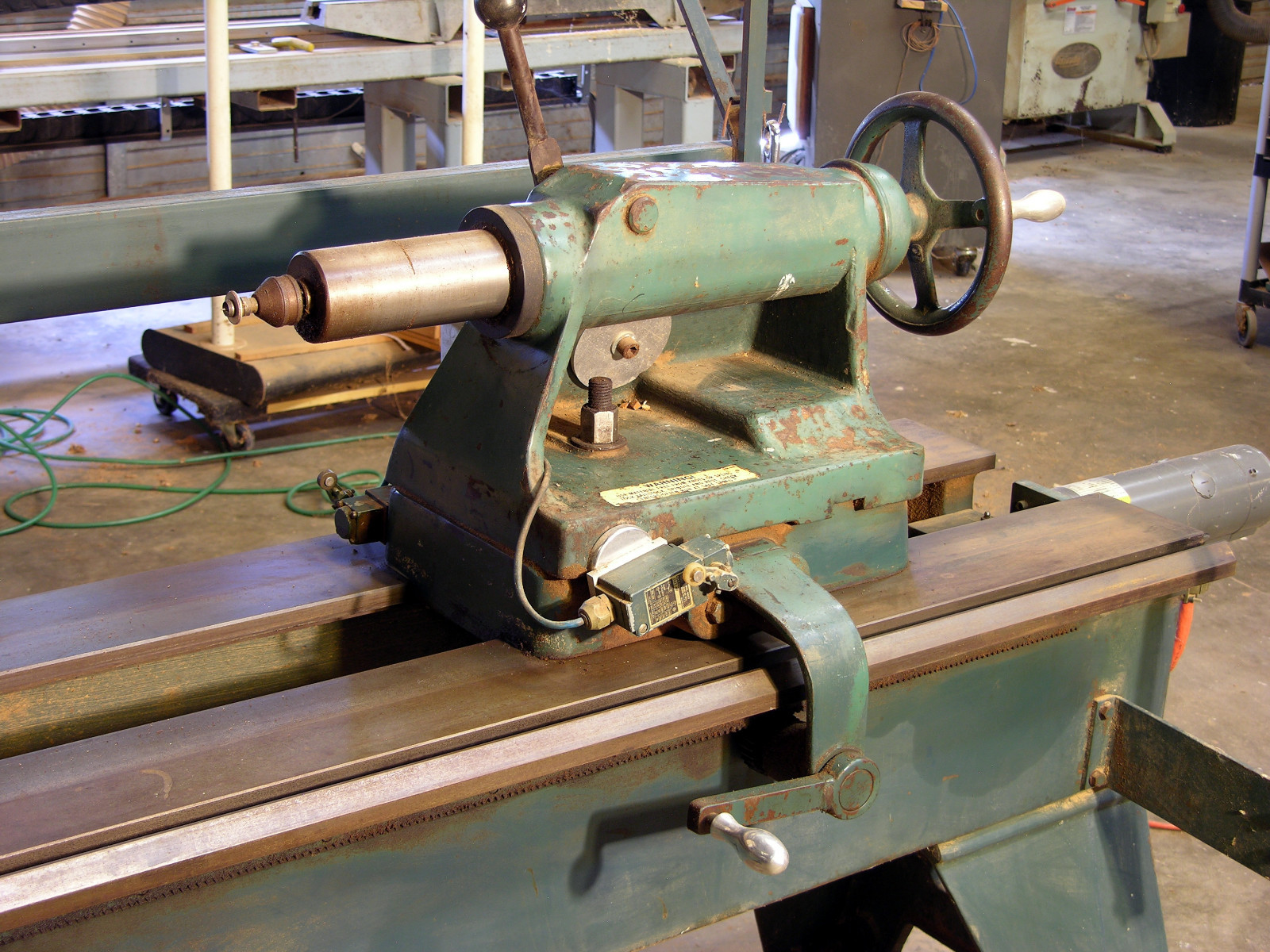 Oliver CNC Wood Lathe with 3 servo controled axis and up to 120 ...