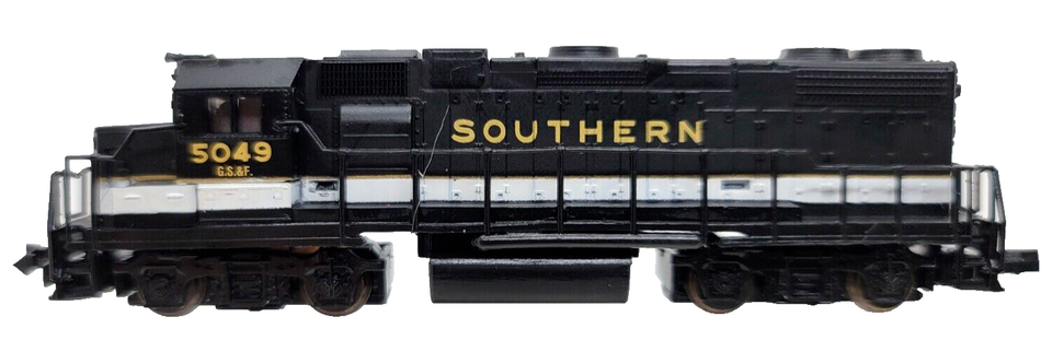 N Life-Like 17001 EMD GP38 Southern Loco #5049 (Tested) rapido couplers ...