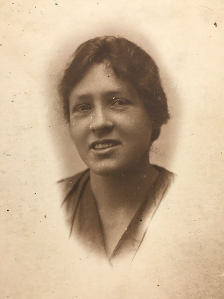 Antique Photo of Woman ID'd Bess Burton Wheeling West Virginia | eBay