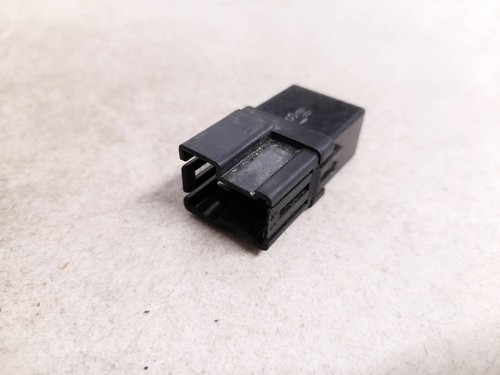 1567000840 156700-0840 Relay module for Suzuki Swift 2001 FR1759664-59 ...