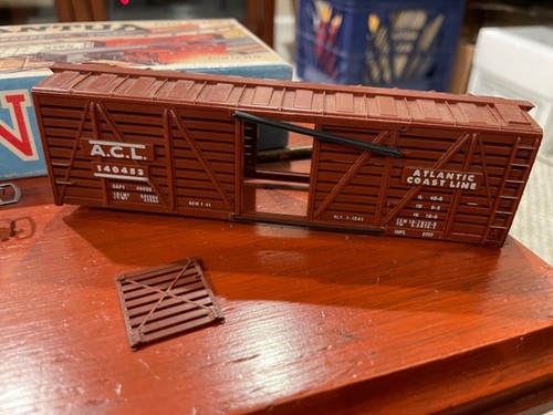 Vintage Mantua HO ACL Stock Car #140453 w/Box & Instructions | eBay