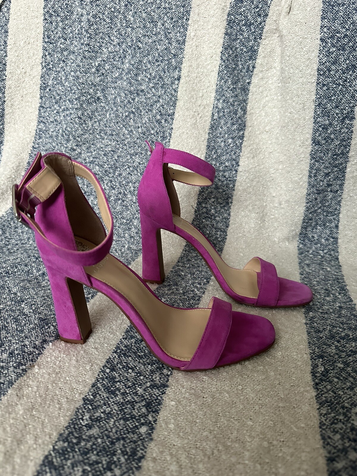 Vince Camuto Magenta Suede ‘Corlina’ Ankle Strap Block Heel Sandals ...