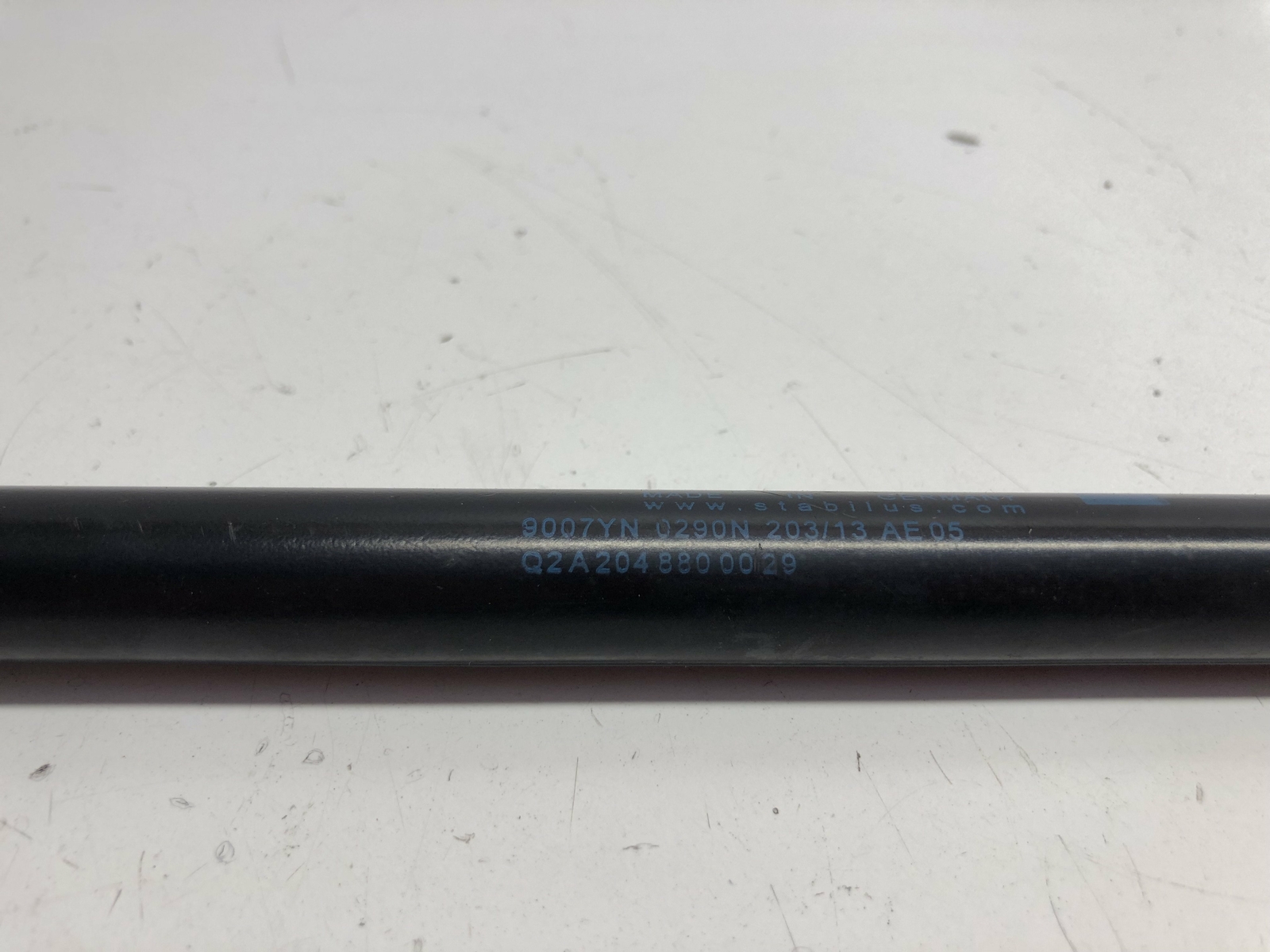 MERCEDES-BENZ E-CLASS W212 Front Left Bonnet Strut A2048800029 2015 LHD ...