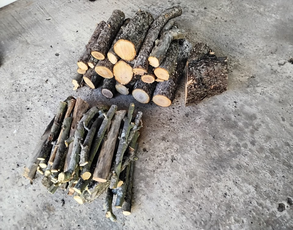 Hardwood Apple Tree Logs Firewood Smoking | eBay UK