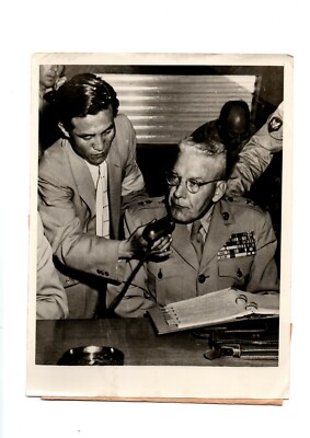 GEN. HOMER L LITZENBERG AT A NEWS CONFERENCE KOREA 1957 VTG ORIG Press ...