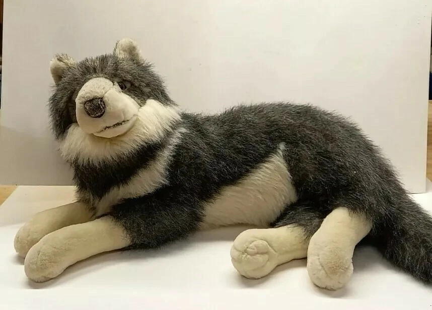 Cascade Plush Wolf