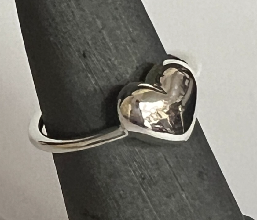 TIFFANY & CO. STERLING SILVER PUFFED HEART RING SIZE 7 | eBay