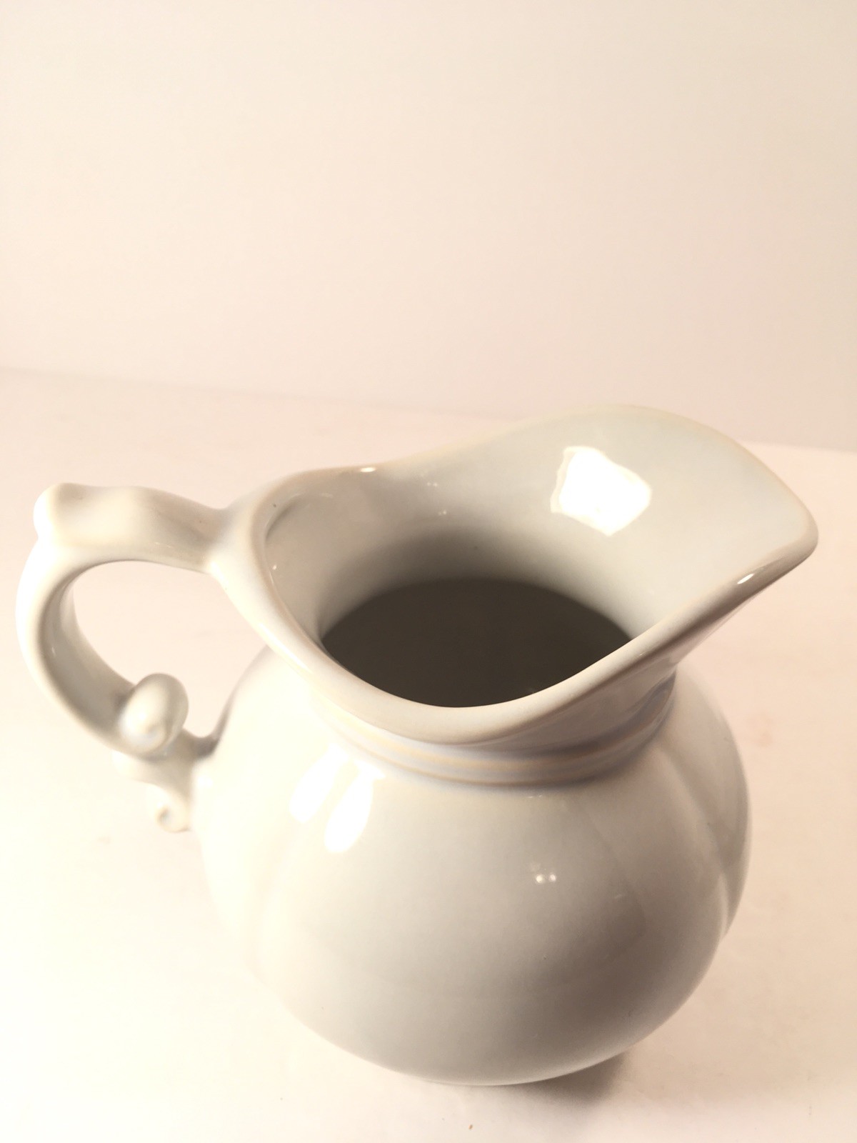 Vintage McCoy White (Light Blue?) Pitcher and Bowl USA 7528 | eBay