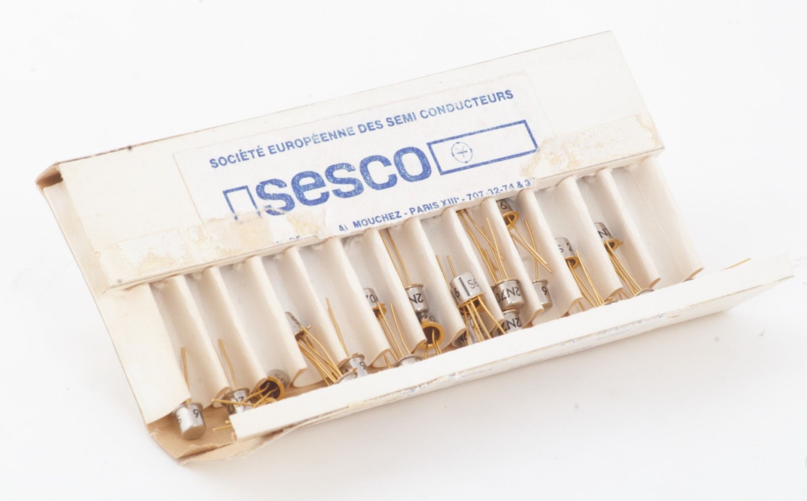 2N706 LOT OF 2 SESCO SILICON NPN TRANSISTORS 0.36 W 0.2 A ~ 2N2501 ...